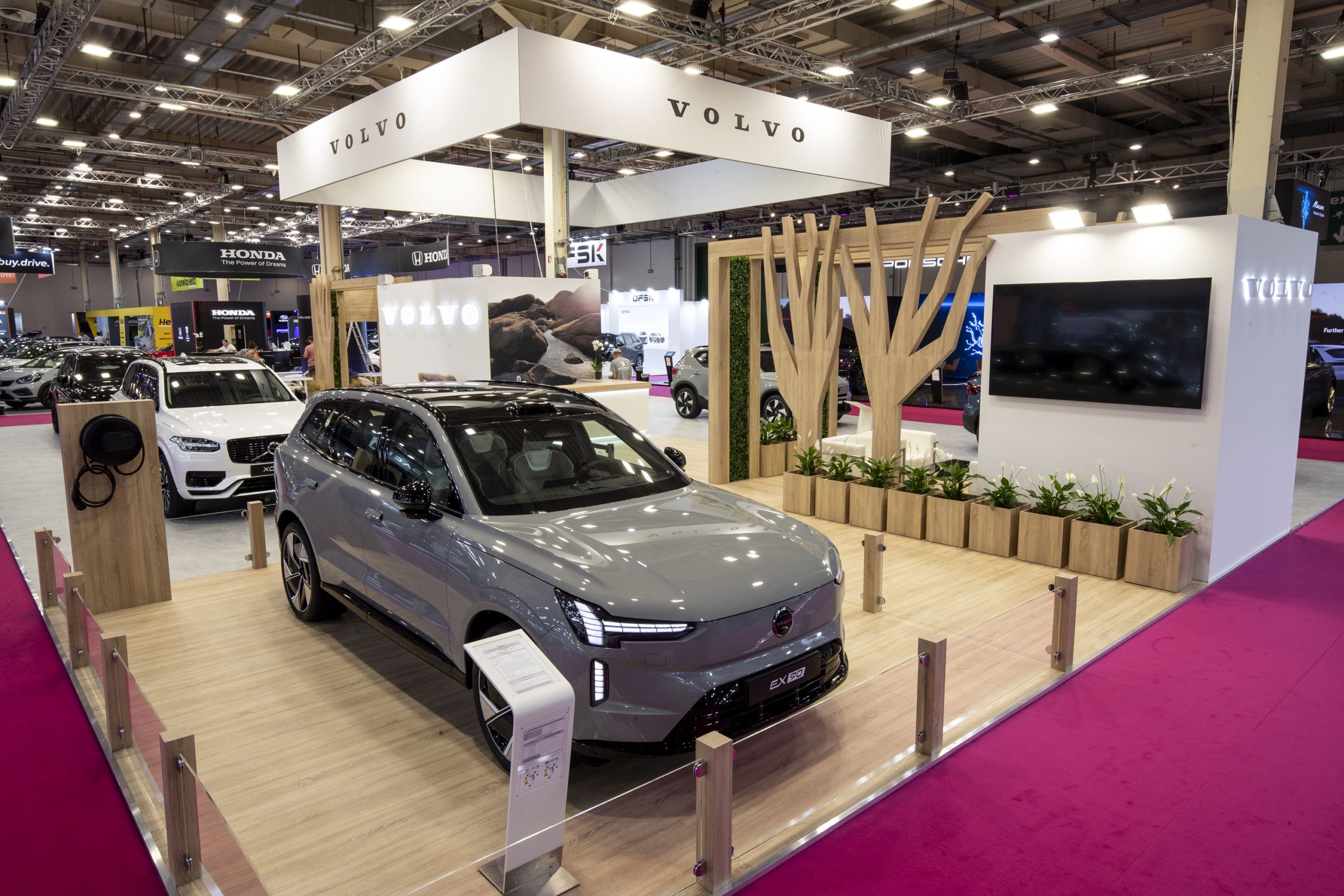 Βελμάρ: Η Volvo Bελμάρ στην έκθεση Auto Athina 2024.